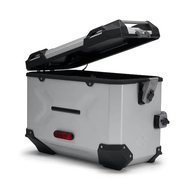 Aluminum Side Cases | Harley-Davidson® Online