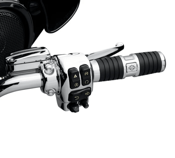 Lighted Hand Control Switches | Harley-Davidson® Online